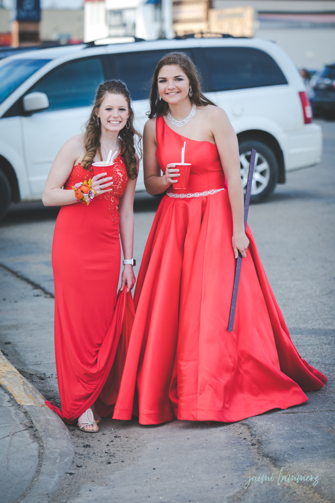 Quarantine Prom – Jaimi Lammers Design + Photography